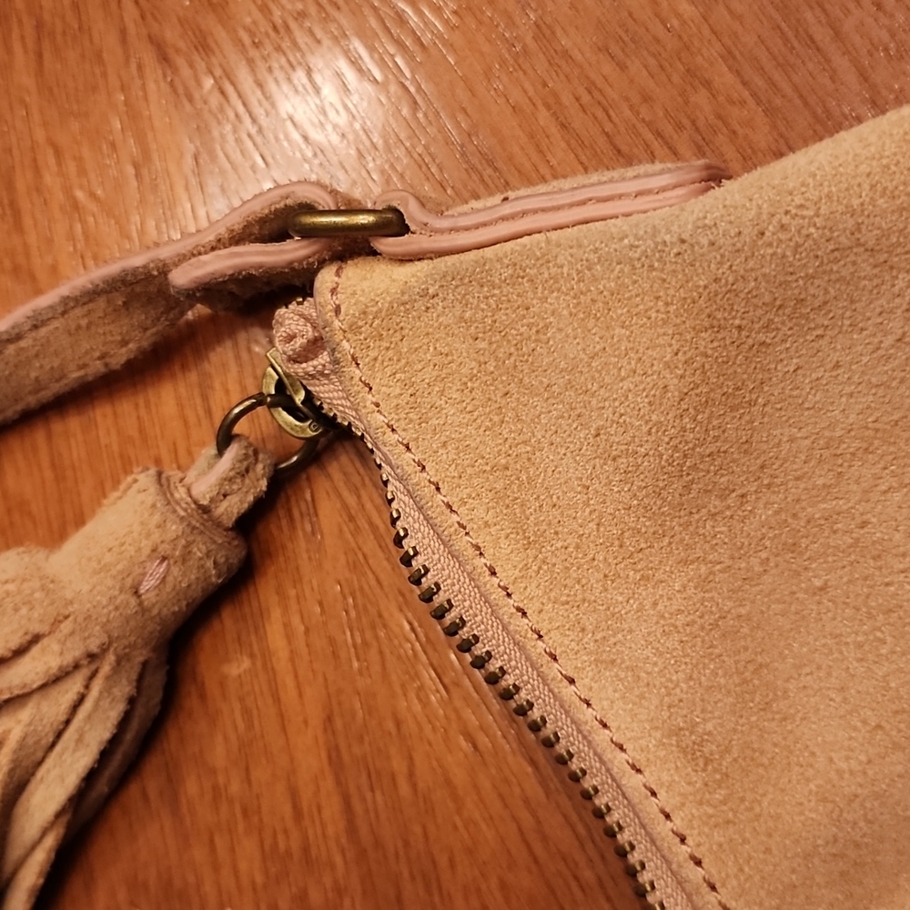 Margot Pinkish Suede Crossbody! Minor Marks...Sooo Pr… - Gem